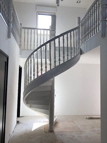 Klassieke trap - Trappenmakelaar